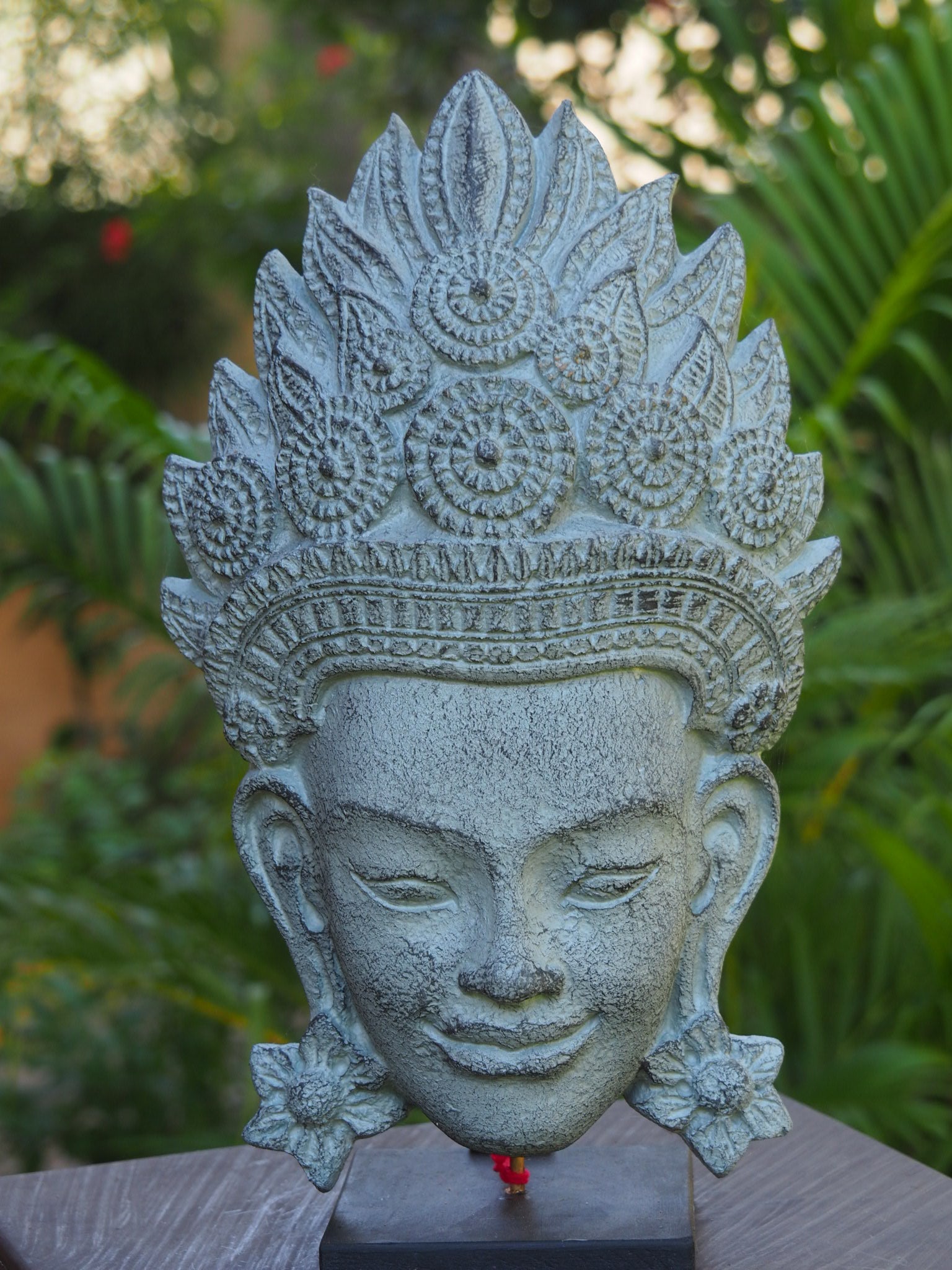 Little Apsara par Jayav Art – Evaan Market